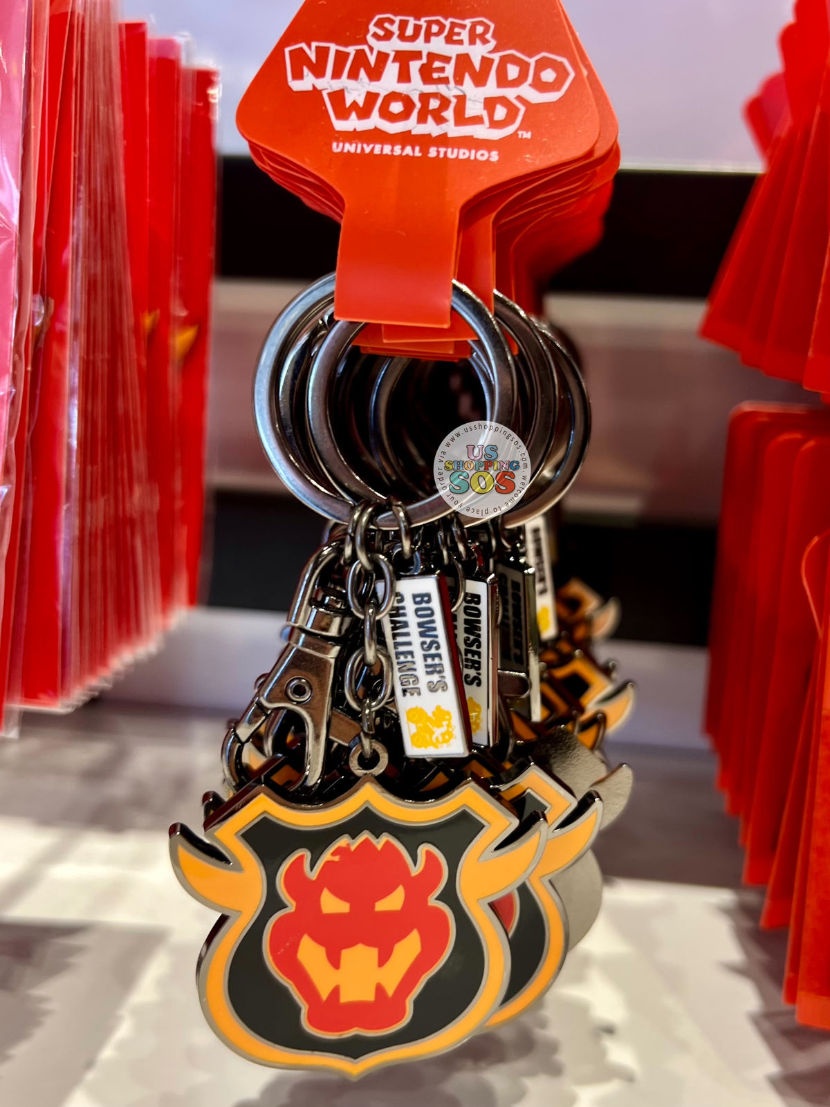 Universal Studios - Super Nintendo World - Bowser Crest Keychain ...