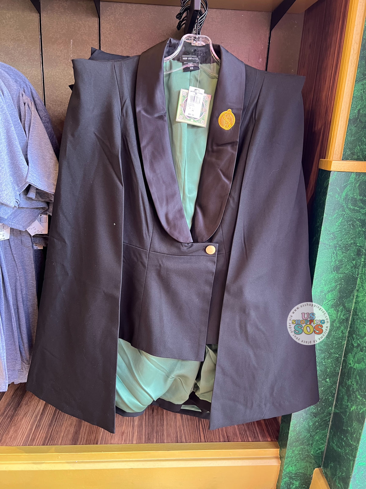 Universal Studios - Wicked - Her Universe Elphaba Cape (Adult ...