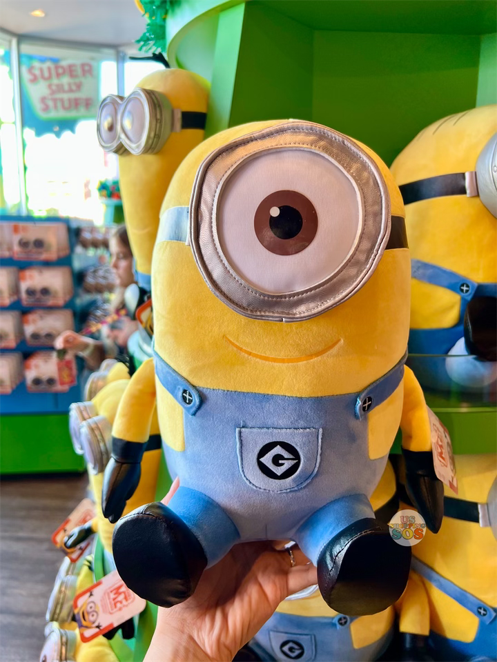 Universal Studios - Despicable Me Minions - Stuart Super Soft Plush To ...